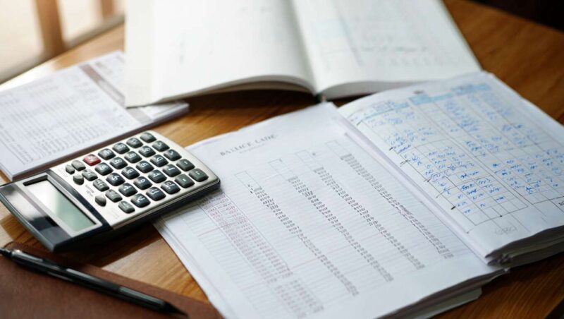 Comptabilité : quand débiter et quand créditer